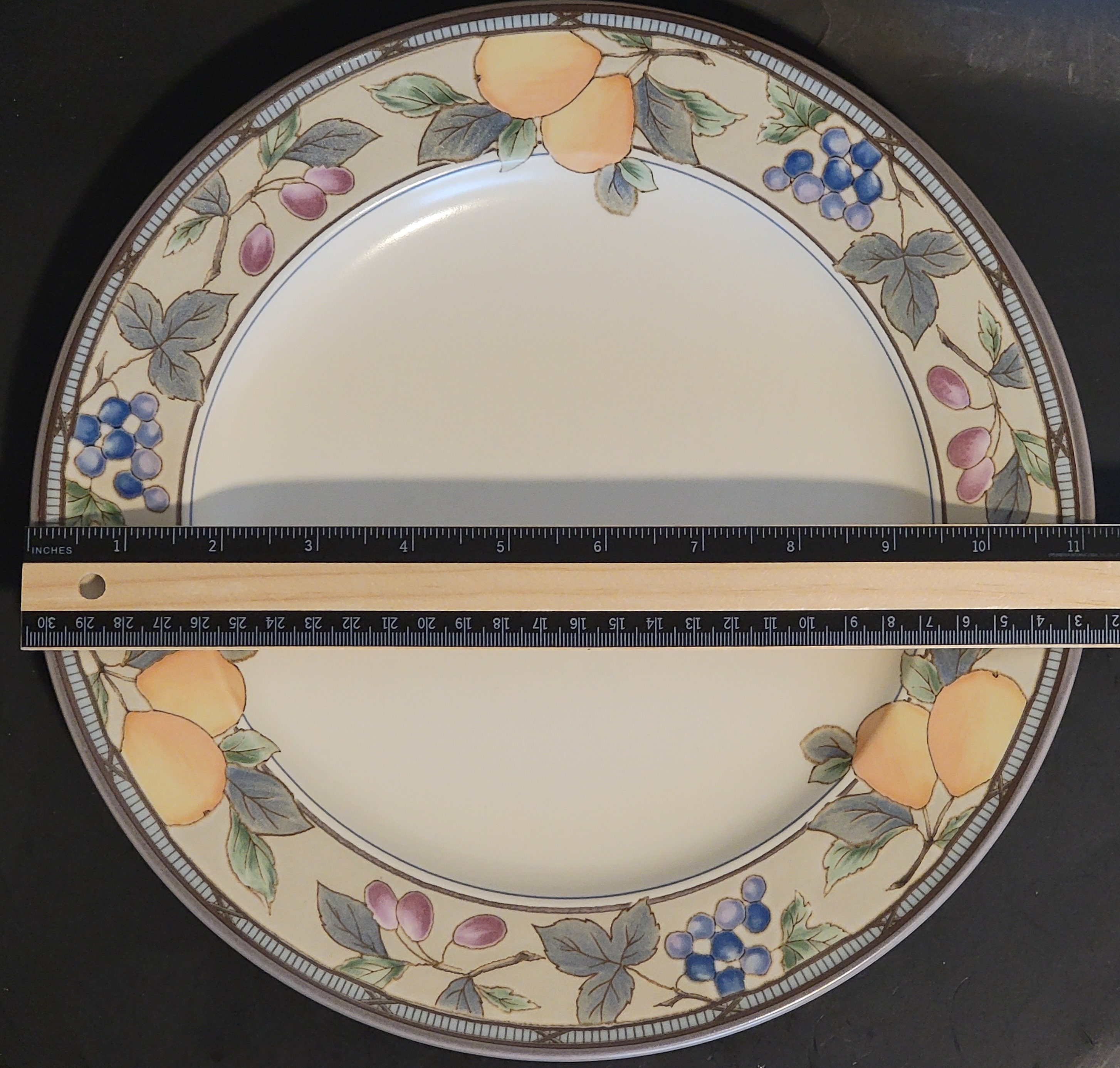 Set of 2 Mikasa Intaglio Garden Harvest Dinner Plates - Etsy