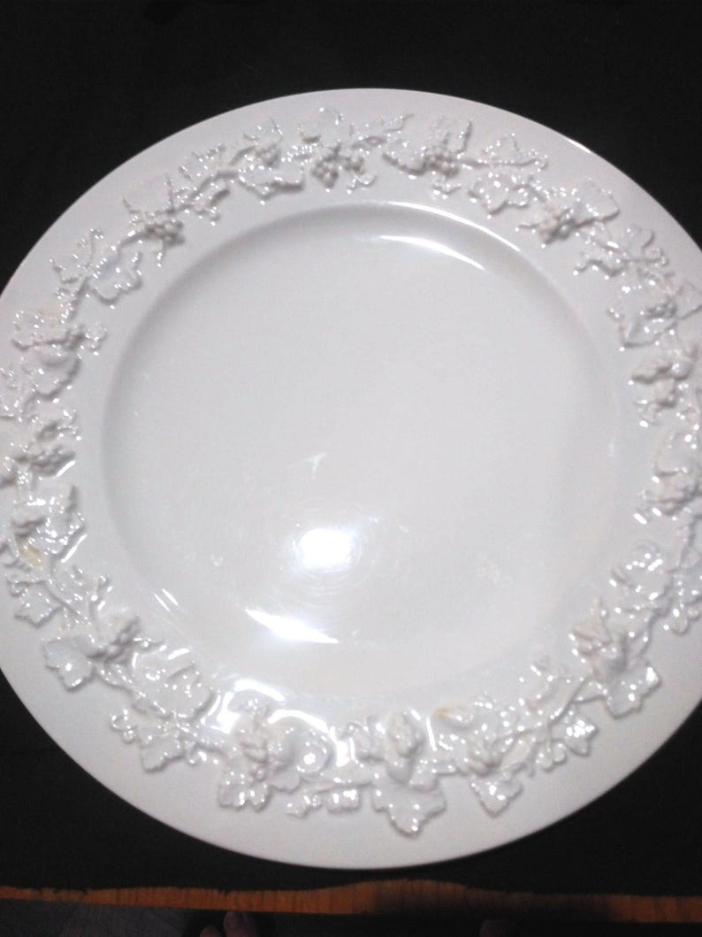 Wedgwood White Embossed Grape Dinner Plate - Etsy