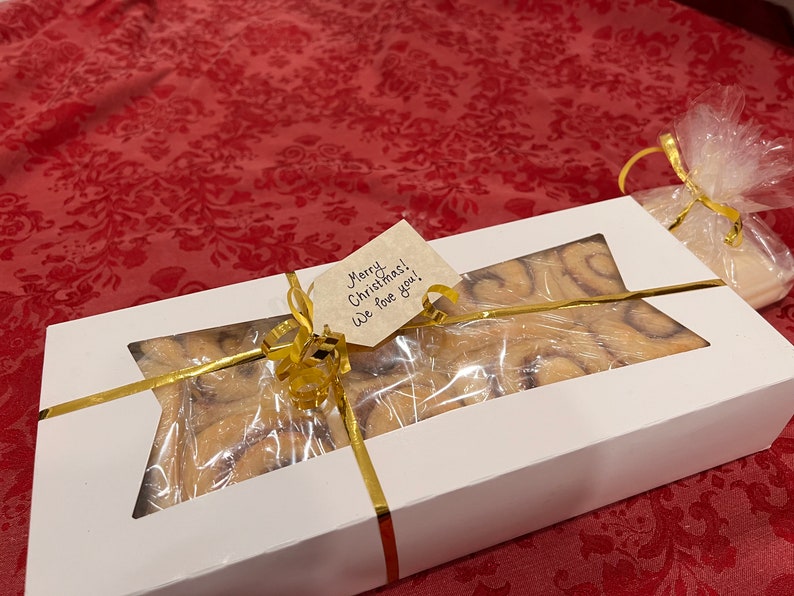 Fresh Cinnamon Rolls, Gift, Care Package, Desserts, Birthday ...