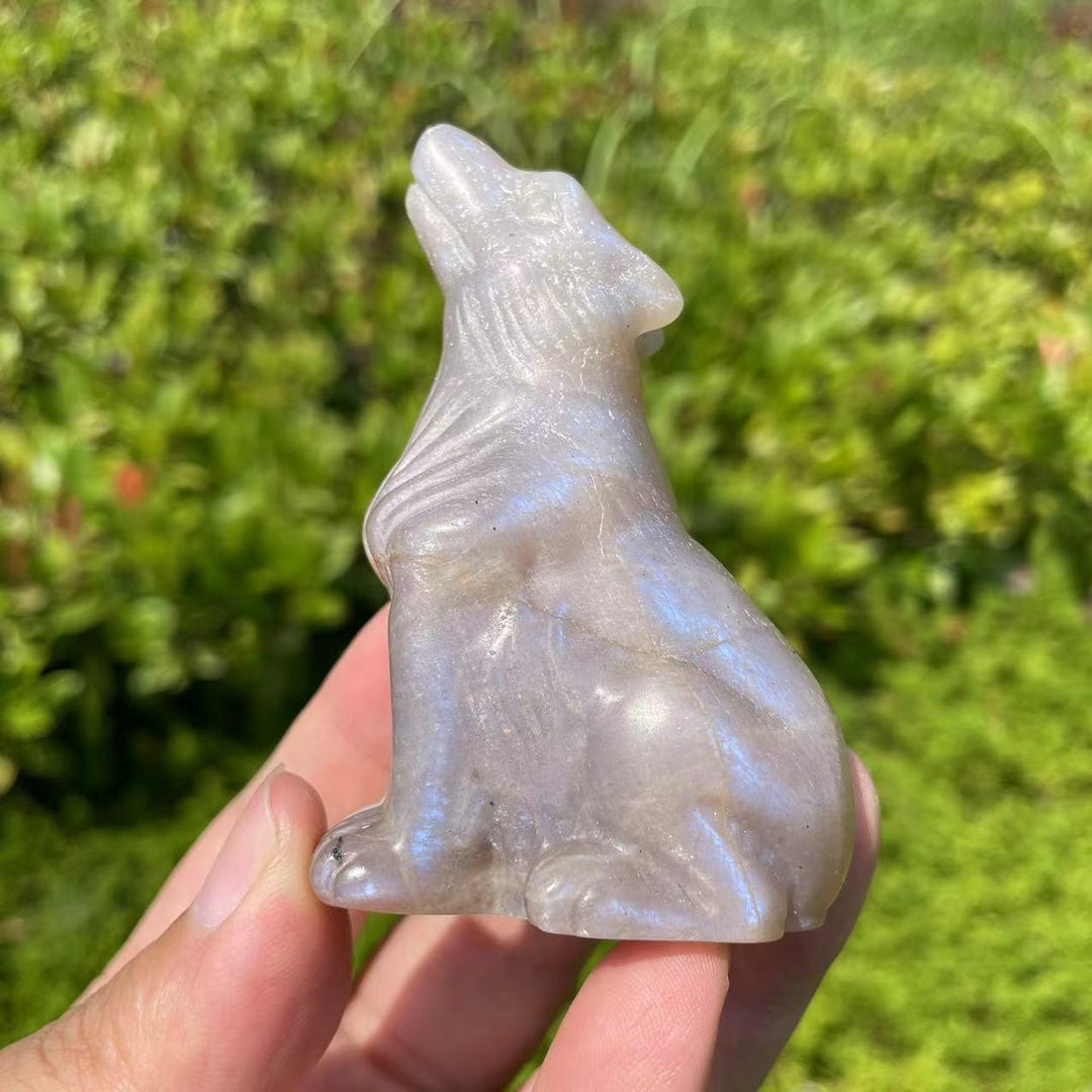 Flash Moonstone Wolf Carving|healing Crystal Wolf Statue|moonstone ...