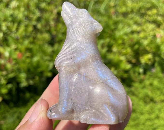 Flash Moonstone Wolf Carving|healing Crystal Wolf Statue|moonstone ...