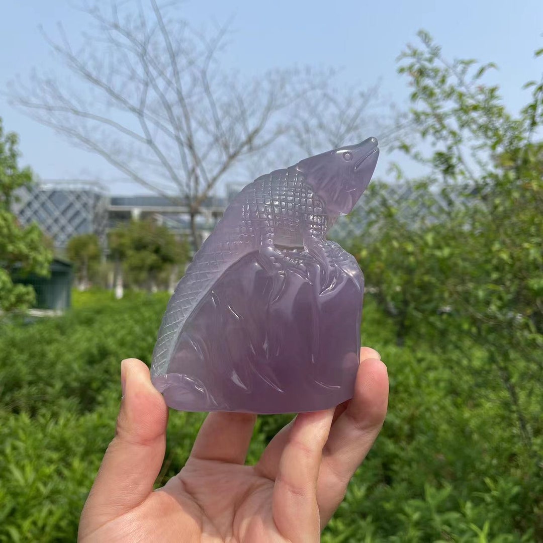 Hand Carved Violet Fluorite Chameleon Sculpture: Crystal Animal Gift - Etsy