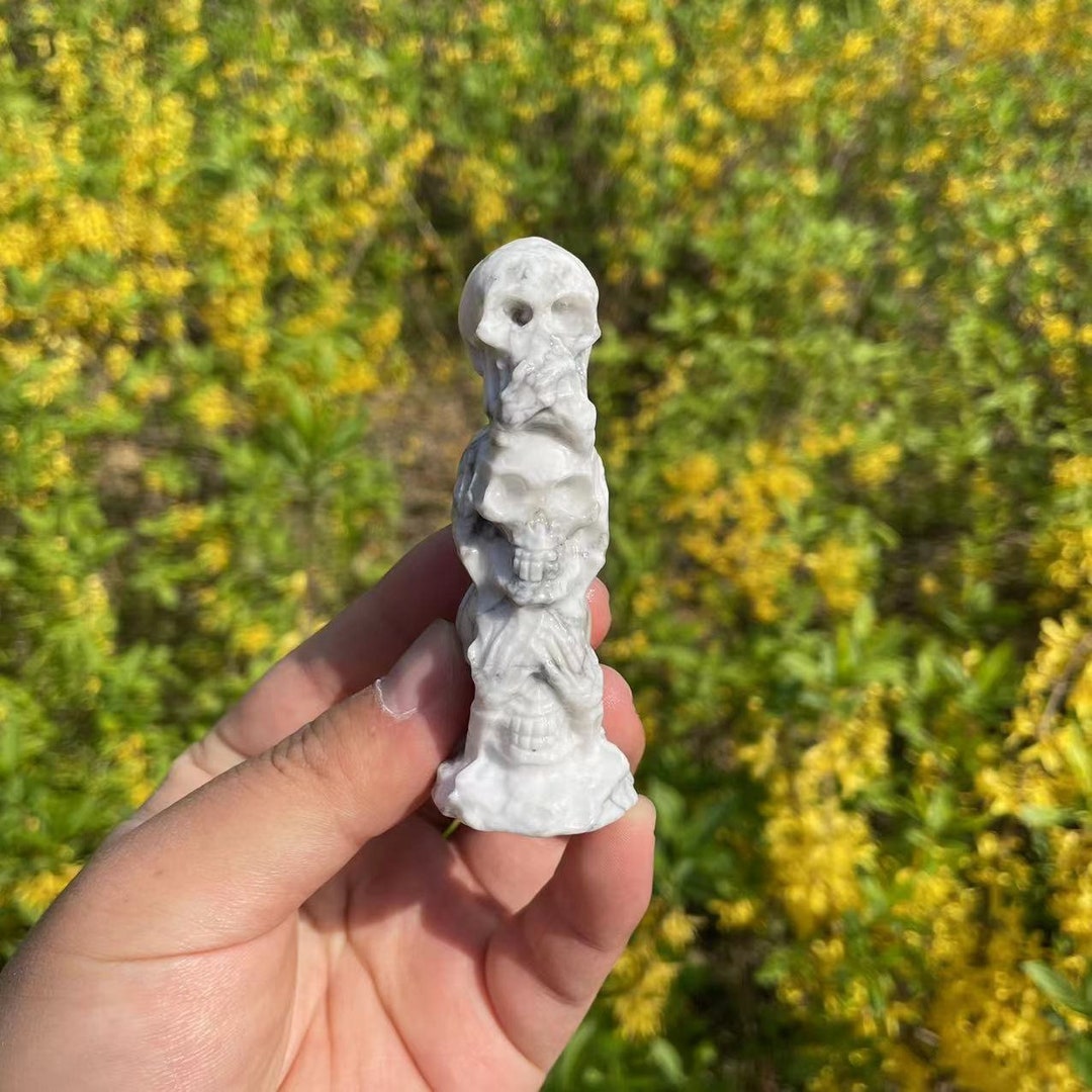 Cute Howlite Skull Carving|crystal Skull Sculpture|hand Carved Crystal ...
