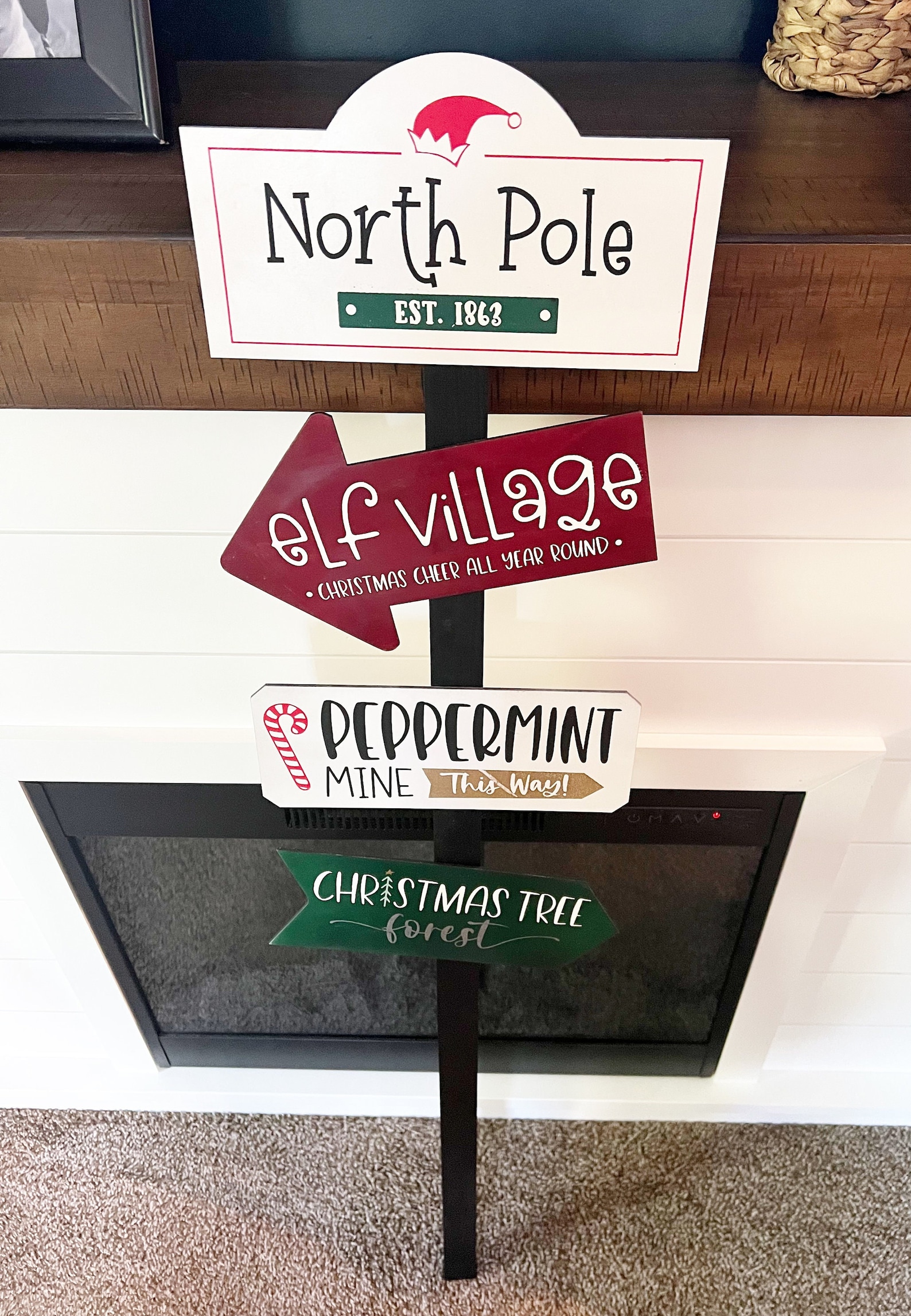 Christmas Directional Signs Set of 4 - Etsy