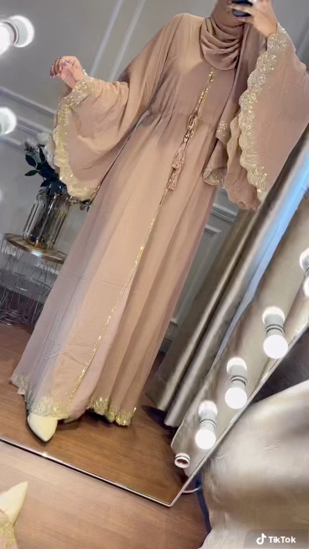 Best Abaya In Dubai