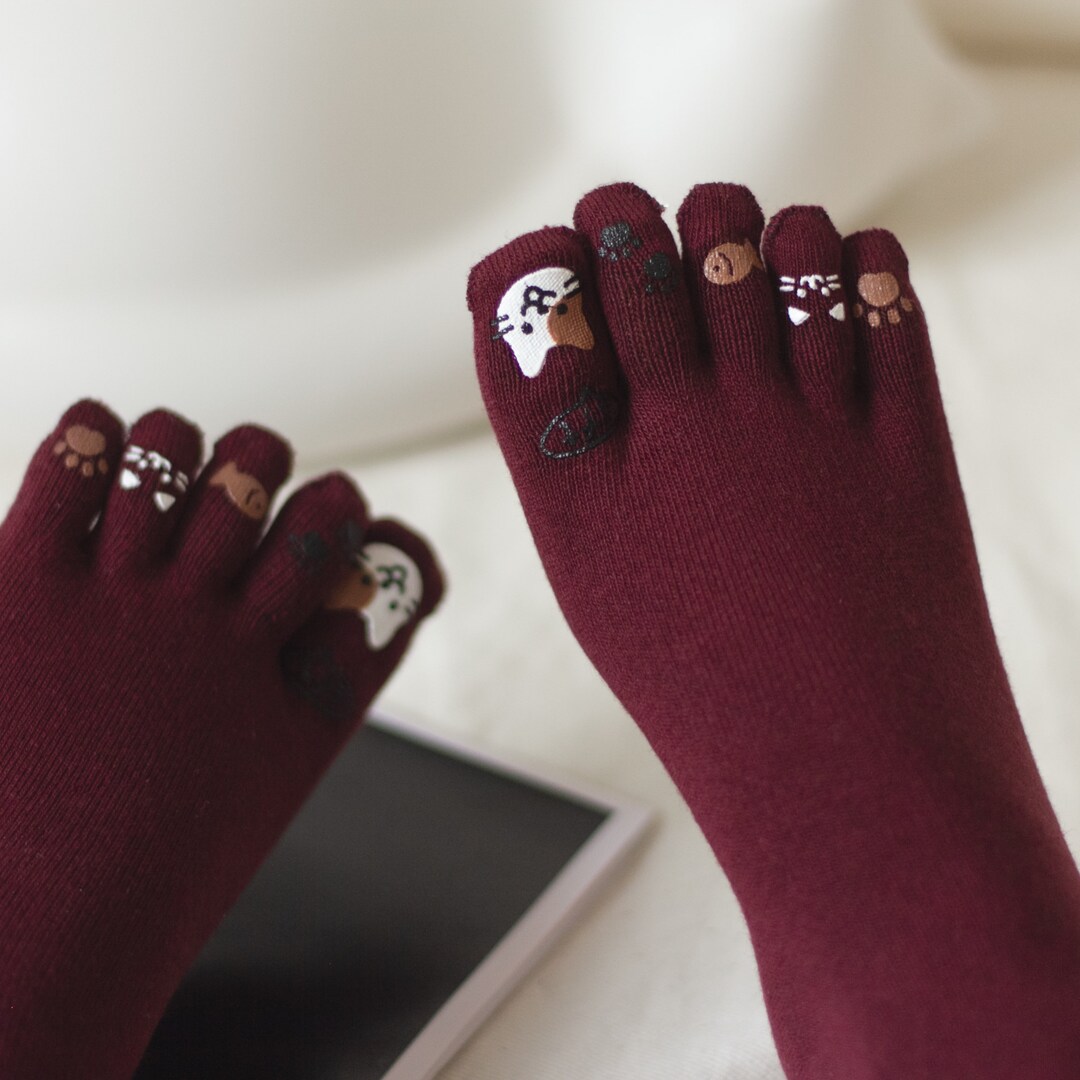 Cat Toe Socks Five Toe Socks, Cotton, Wine Color, Cat Elements ...