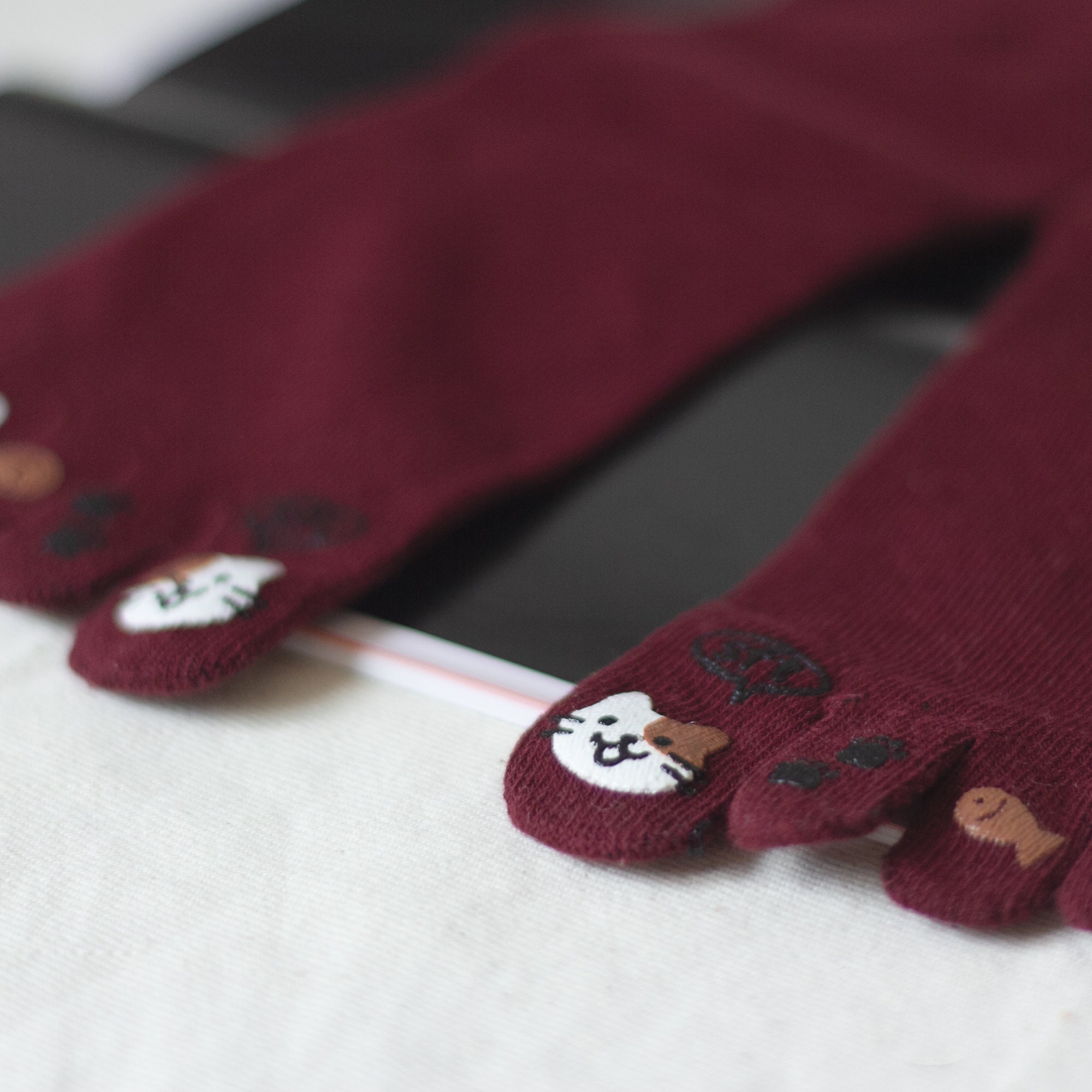 Cat Toe Socks Five Toe Socks, Cotton, Wine Color, Cat Elements ...