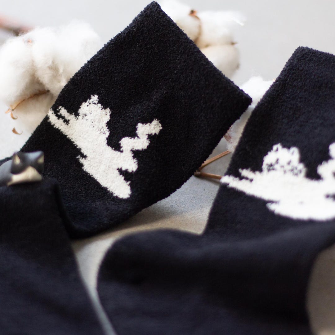 Stretched Out Tail Wagging Cat Black Ladies Socks With Pattern, Animal ...