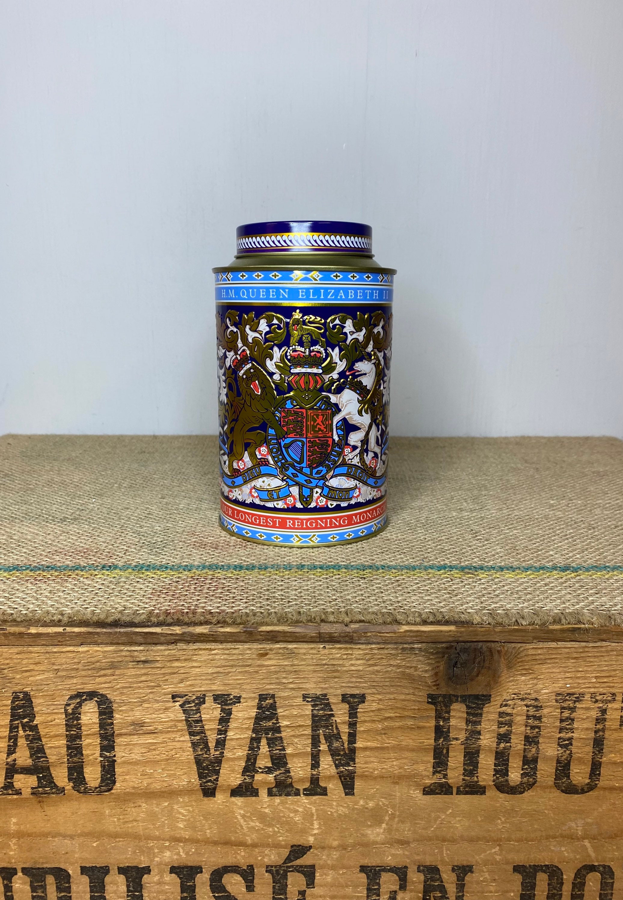 Vintage Royal Collection Queen Elizabeth II Tea Tin 2015 - Etsy UK