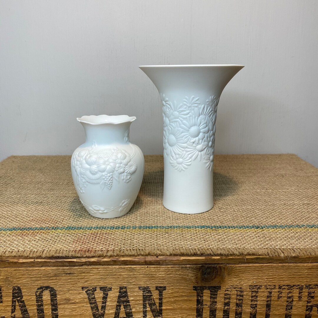 Vintage Kaiser, West German White Bisque Vase - Etsy