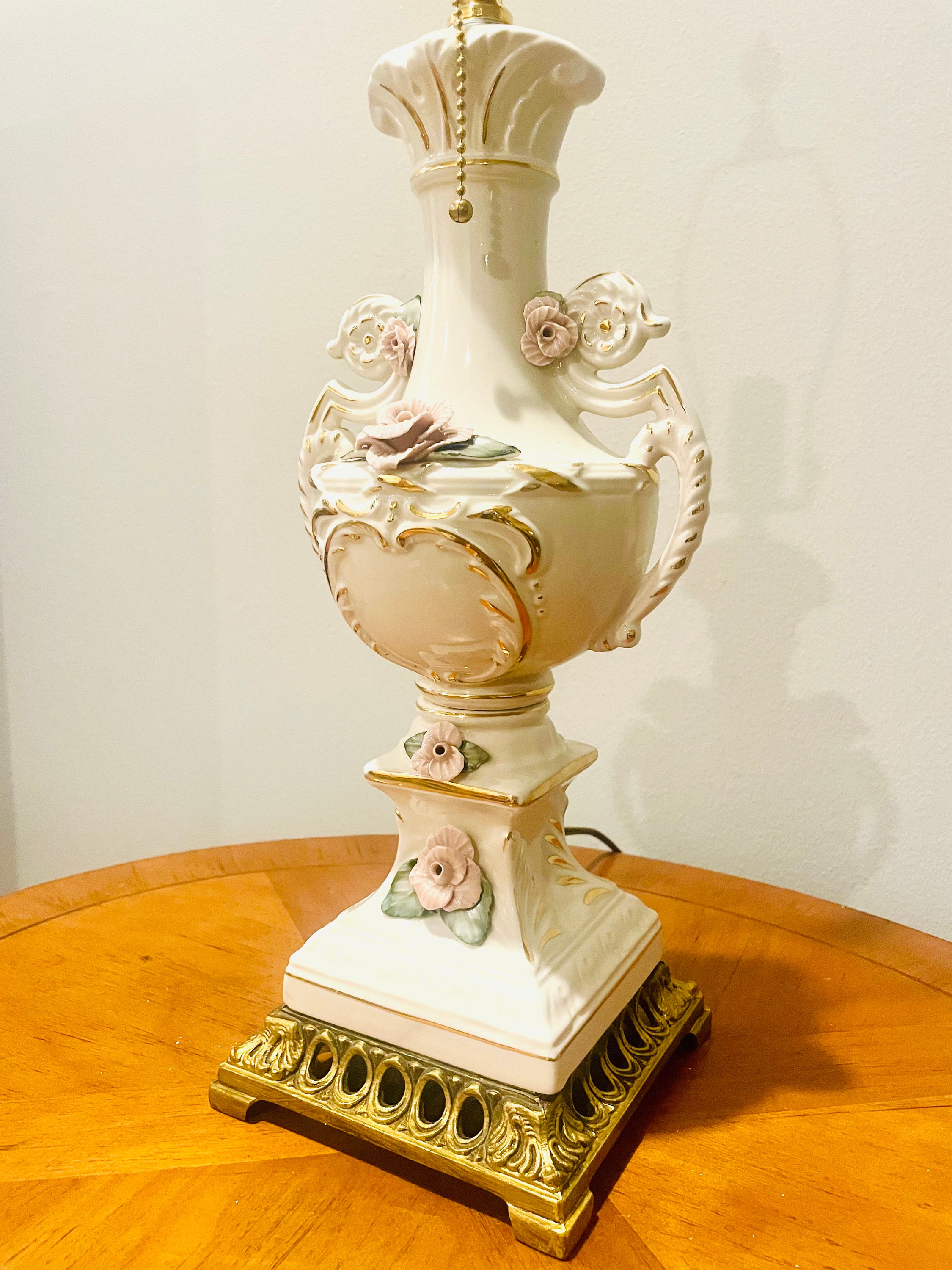 Vintage Capodimonte Porcelain Lamp With 3D Flowers, Rose Gold Trim ...