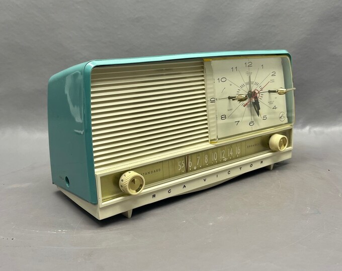 1956 RCA Vintage Clock Radio Restored and Working! FREE Shipping ...
