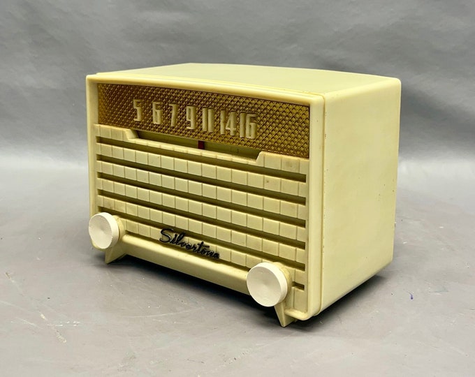1956 Silvertone AM Radio Model 2004. Beautiful and Working! FREE ...