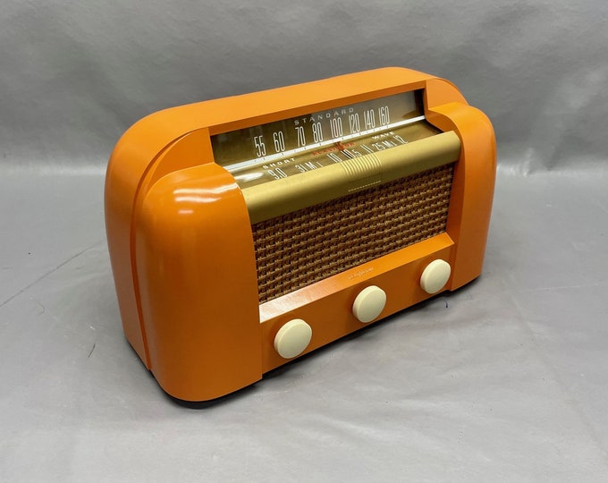 1947 RCA Mid Century Radio. Beautiful and Restored! FREE Shipping ...
