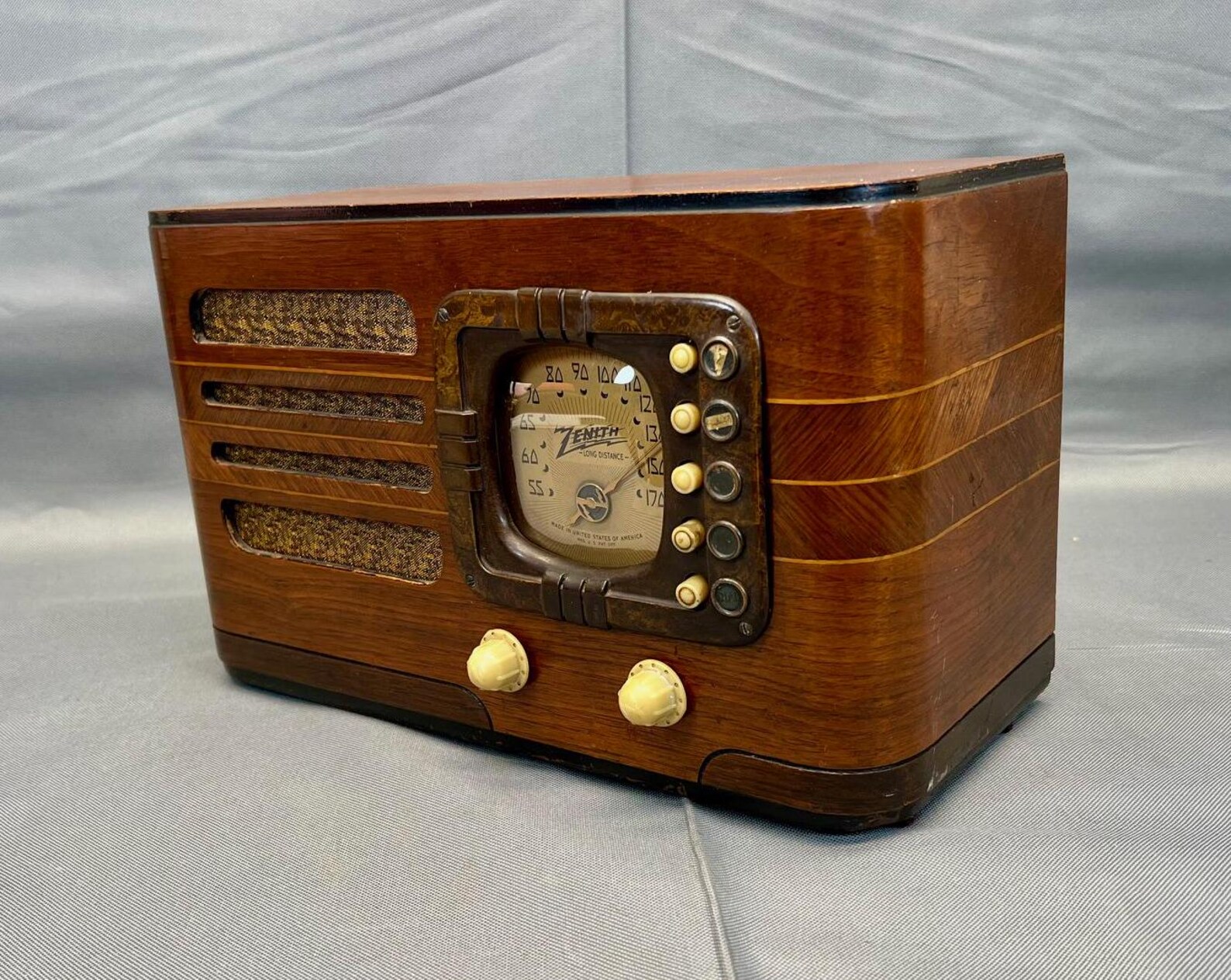 VRS0249 1939 Zenith Radio Model 5R316. Restored and Working. Vintage ...