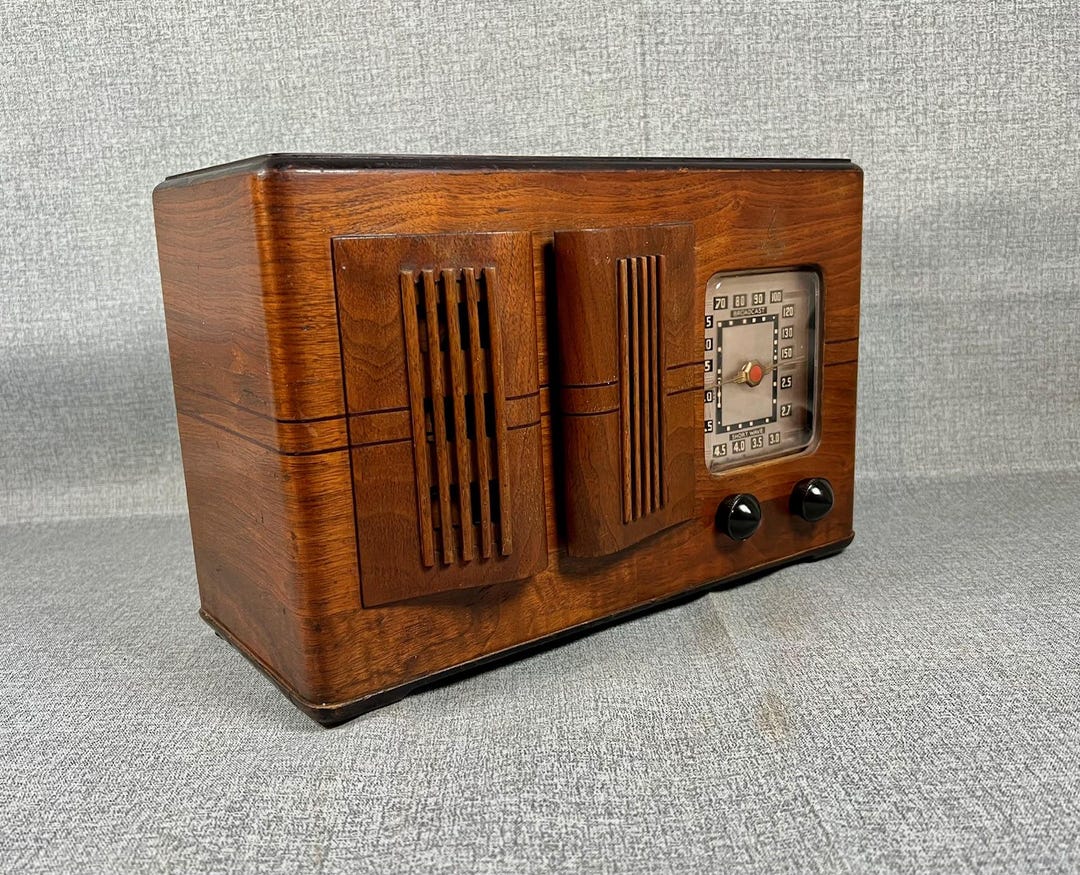 VRS0431 1941 Emerson Radio Model DY-349. Ingraham Cabinet. Mid Century ...