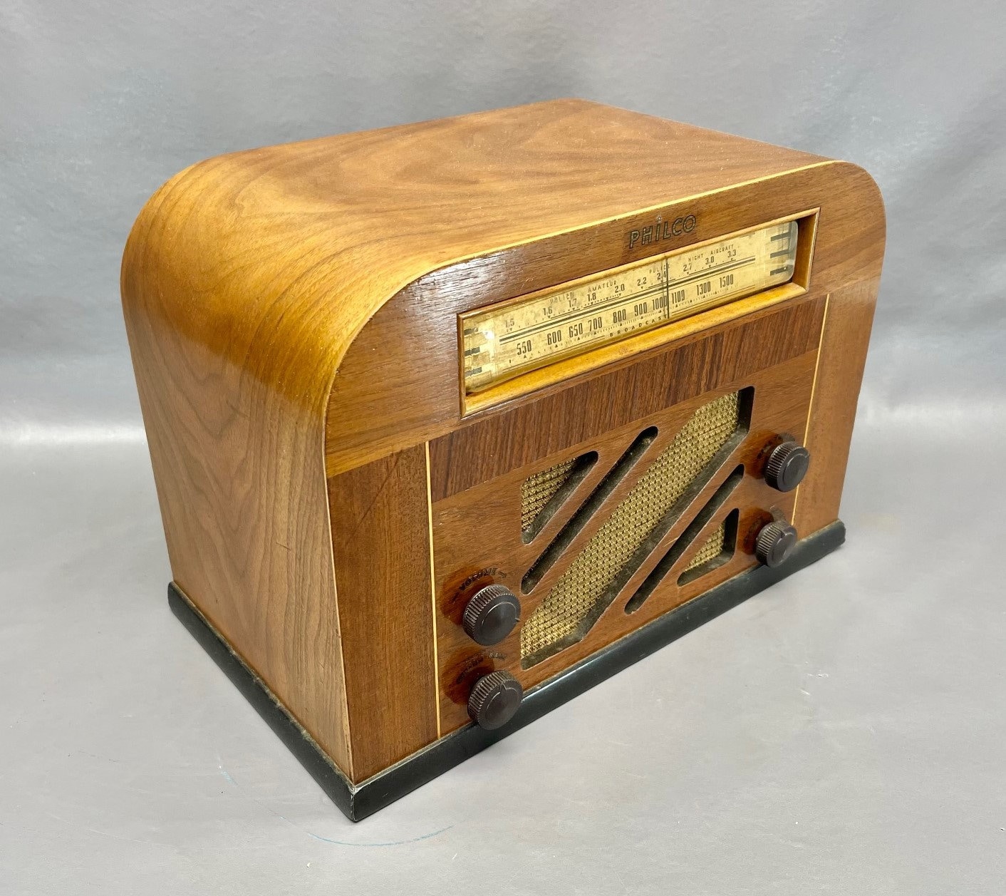 Old Radio 1940