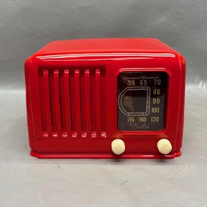 VRS0299 1942 Delco Mid Century Radio. Beautiful and Restored! FREE ...