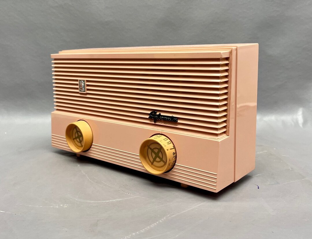 VRS0336 1960 Sylvania Pink Radio. Restored and Working. FREE Shipping ...