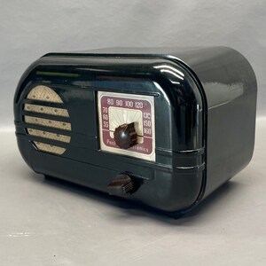 Rare 1948 Pacific Electronics Radio Restored and Working. FREE - Etsy