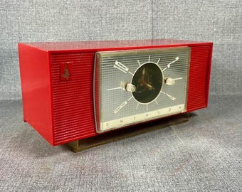 1956 RCA Vintage Clock Radio Restored and Working! FREE Shipping ...