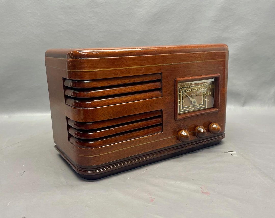 VRS0037 1940 Sparton Radio Model 601. Mid Century Radio. FREE Shipping ...