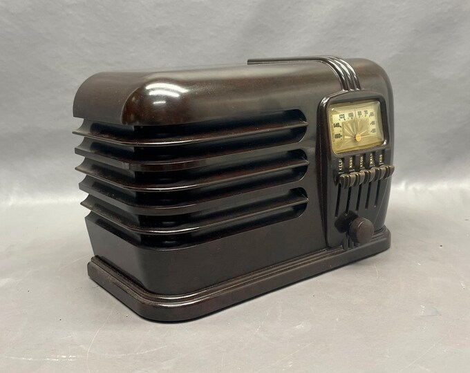 1938 Truetone Radio Model 636. Restored and Working. FREE Shipping ...