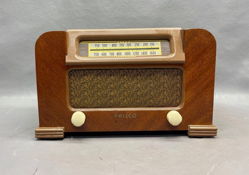 VRS0079 1942 Philco Radio Model 42-321. Mid Century Radio. FREE ...