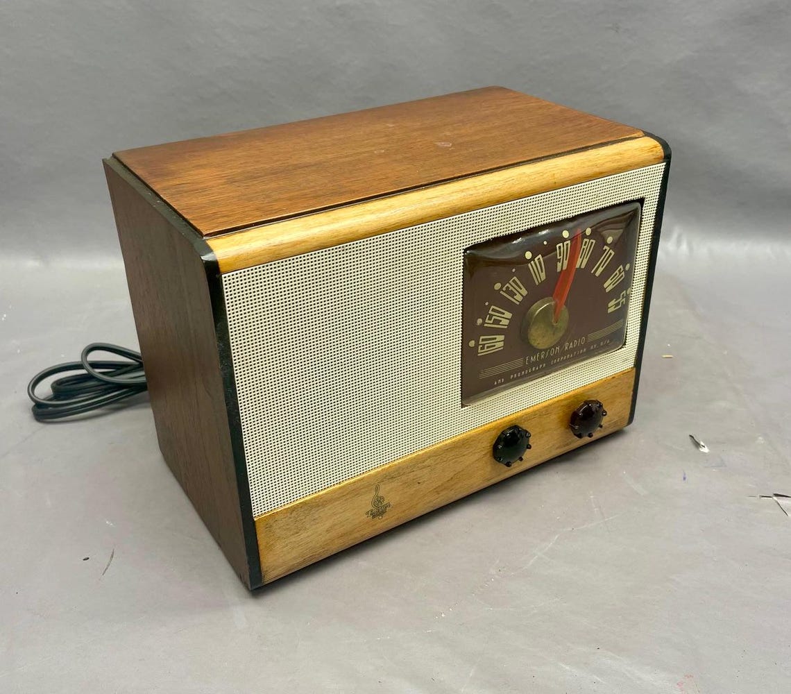 VRS0133 1948 Emerson Radio Model 535. Restored and Working. Mid Century ...