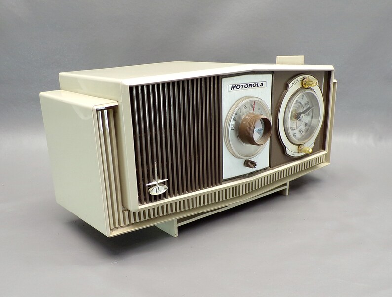 1961 Motorola Vintage Clock Radio Restored and Working FREE - Etsy