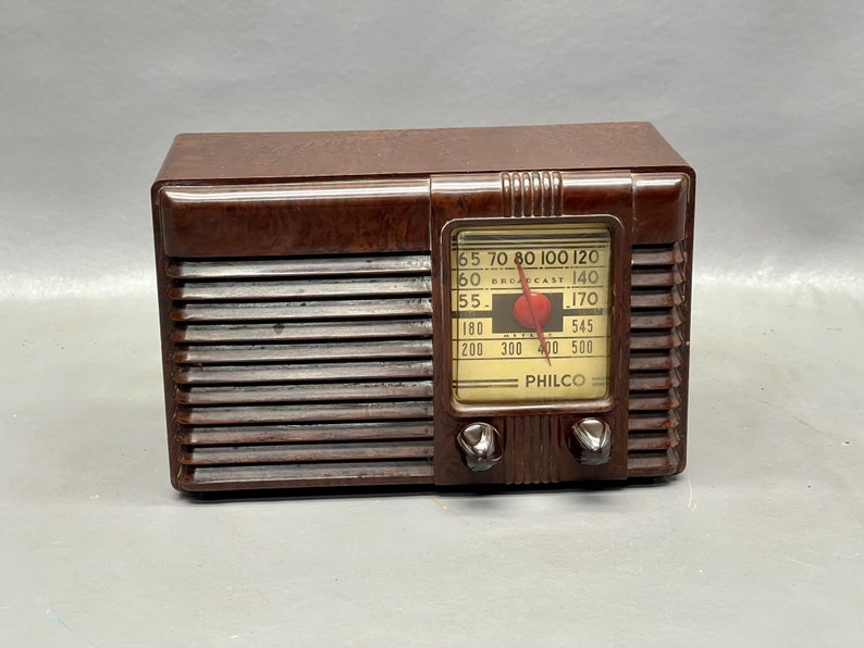 1941 Philco Radio Model 45. Restored and Working. FREE - Etsy