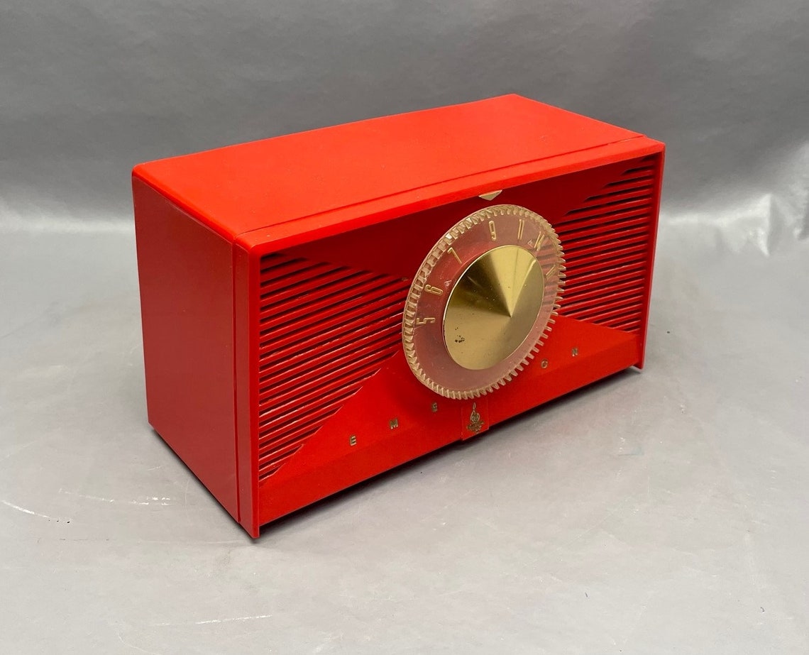 VRS0108 Rare 1955 Emerson Radio Model 812. FREE Shipping! Restored and ...