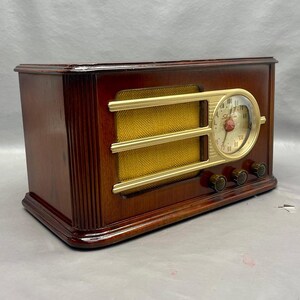 1946 Silvertone Radio Model 6050. Restored and Working FREE Shipping ...
