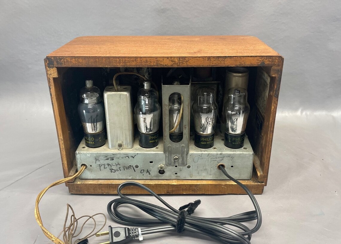 1938 Philco Radio Model 38-12 Restored. and Working. FREE - Etsy