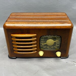 1941 Zenith toaster Radio Model 6D525 Mid Century Radio. FREE Shipping ...