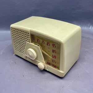 1954 Jewel Mid Century Radio Model 956U. Restored and Working! FREE ...