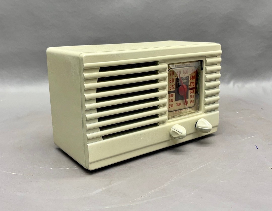 1941 Philco Radio Model PT-25 Restored and Working. FREE Shipping ...