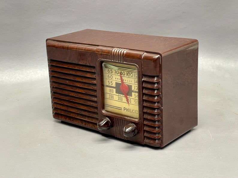 1941 Philco Radio Model 45. Restored and Working. FREE - Etsy