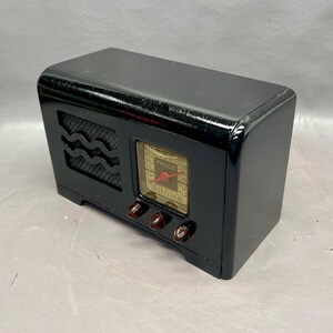 VRS0071 1940 Philco Radio Model 40-115 Restored. and Working. FREE ...