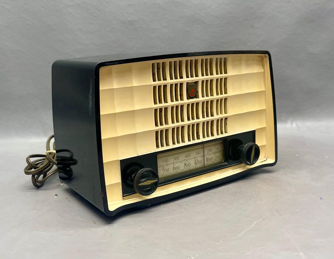 1954 Philips Radio Model P-143. Restored and Working! FREE Shipping! - Etsy