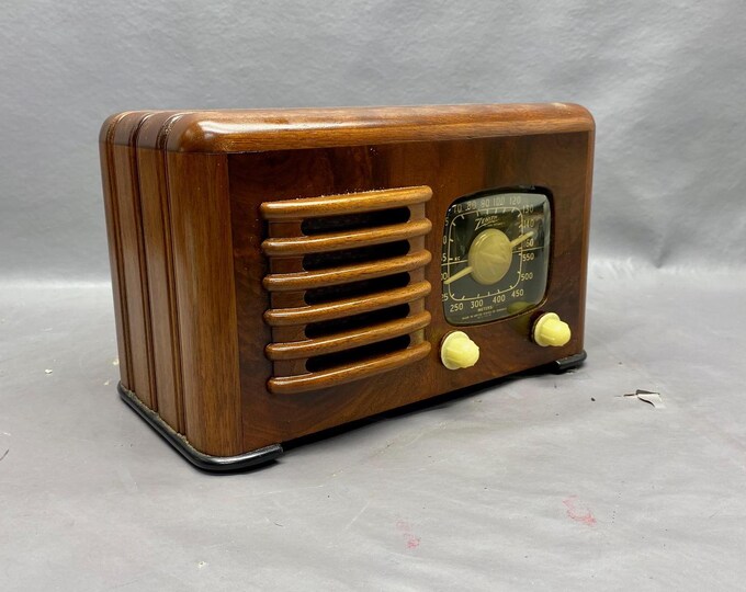 1941 Zenith "toaster" Radio Model 6D525 Mid Century Radio. FREE ...
