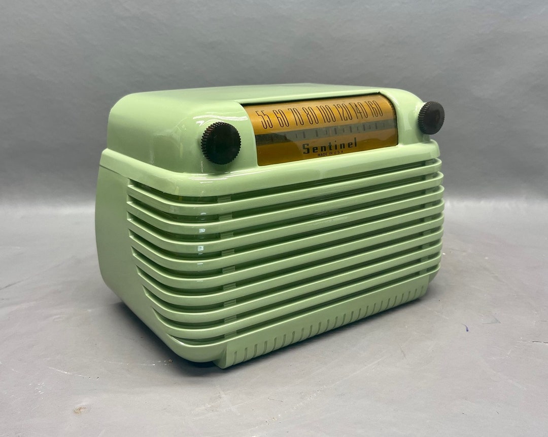 1946 Sentinel Radio Restored and Working Mid Century Radio Vintage ...