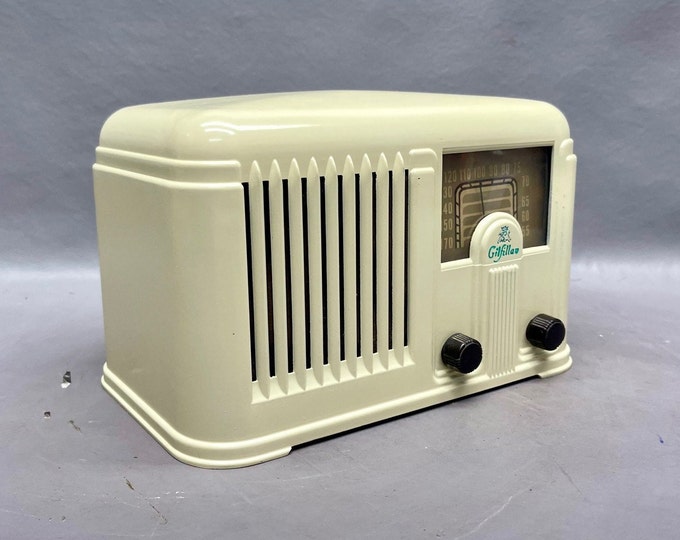 1940s Hamilton Radio. Restored and Working! FREE Shipping! - Etsy