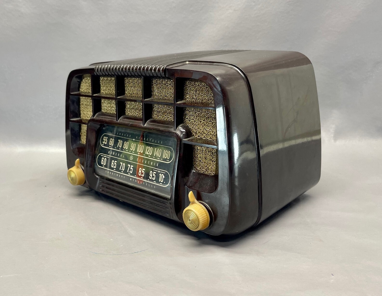 1947 General Electric Radio Model 220. FREE Shipping Restored - Etsy