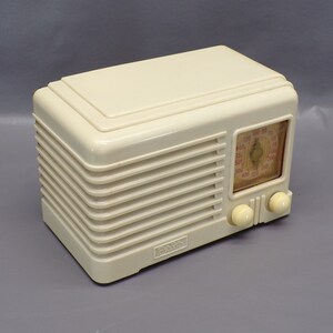 1938 FADA Radio Model 740 Restored and Working. Iconic - Etsy