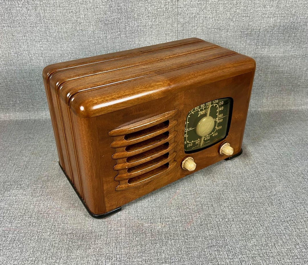 VRS0597 1941 Zenith "toaster" Radio Model 6D525 Mid Century Radio. FREE ...