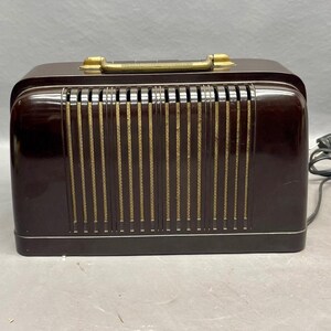 VRS0195 1947 Silvertone Radio Model 6011 Restored and Working. Iconic ...