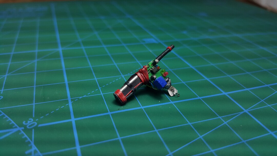 1/6 Scale Miniature Joker Detonator (TOY) With Metal and Real ...