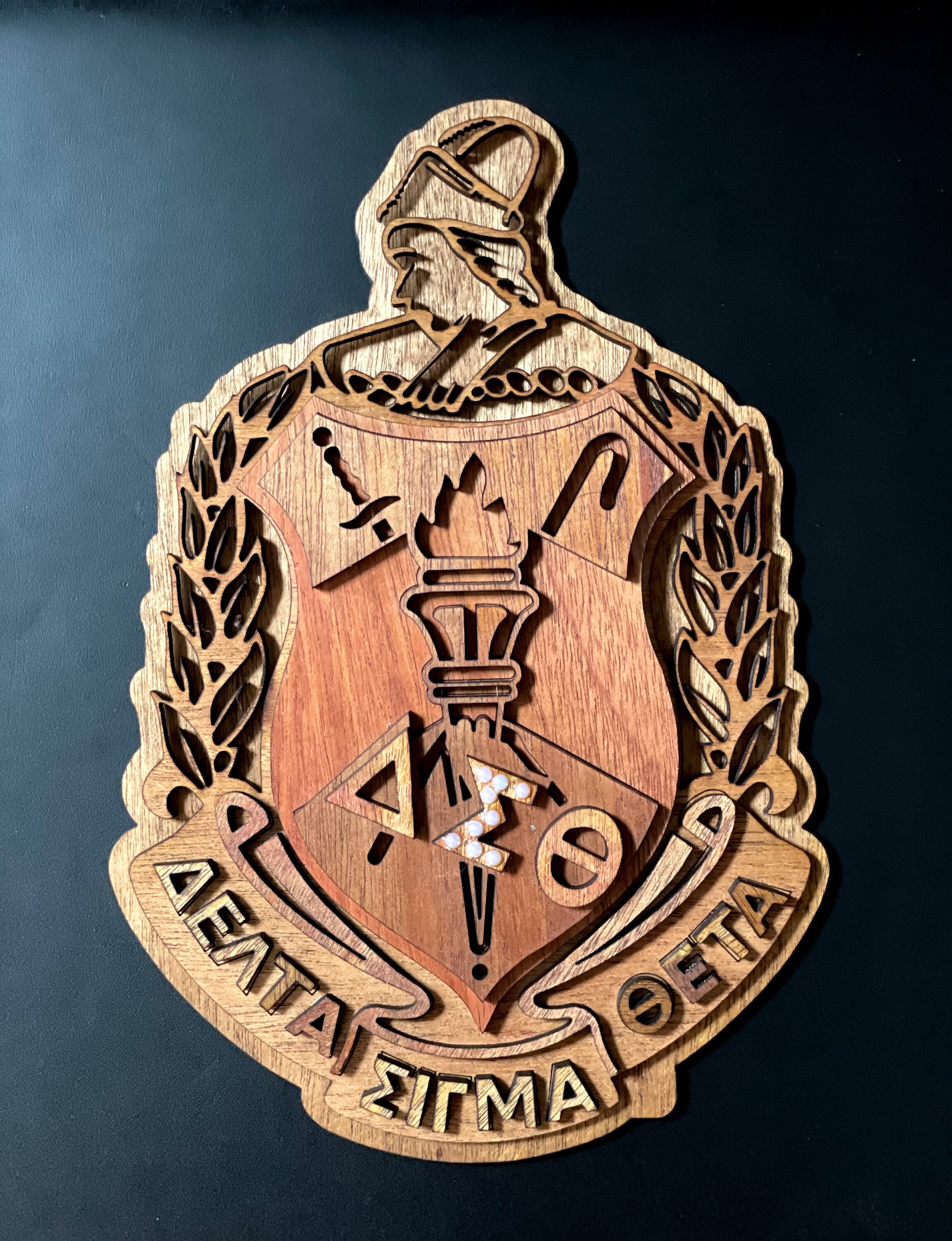 Delta Sigma Theta Official Crest