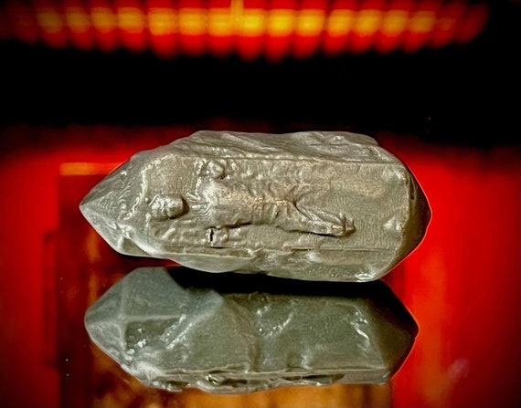 The Carbonite Crystal Custom Kyber Crystal Savi's - Etsy